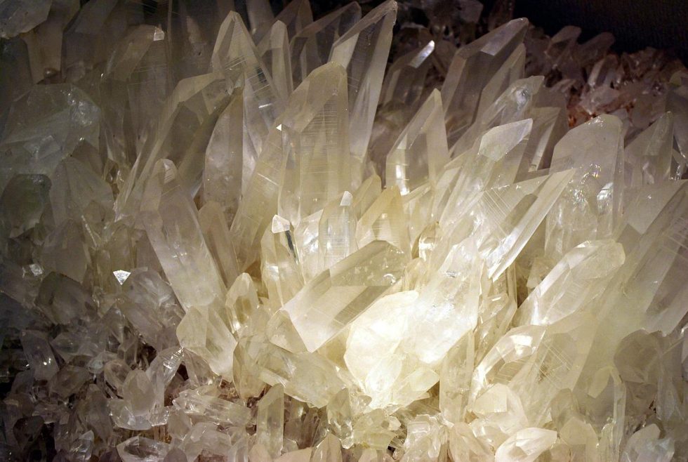 Les géodes de quartz : le guide complet - Formation et blog Lithothérapie